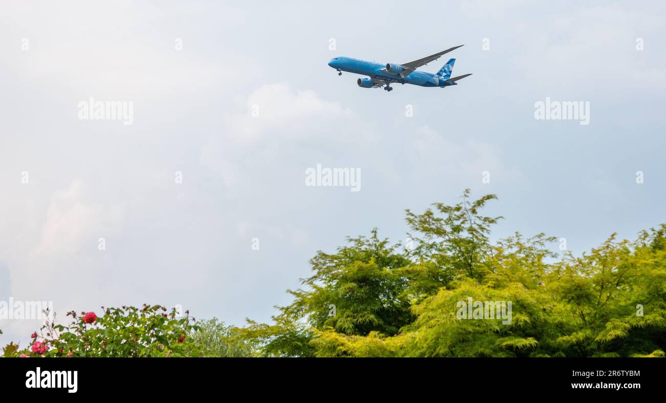 Manchester City plane landing at Manchester Airport, Treble Winning ...