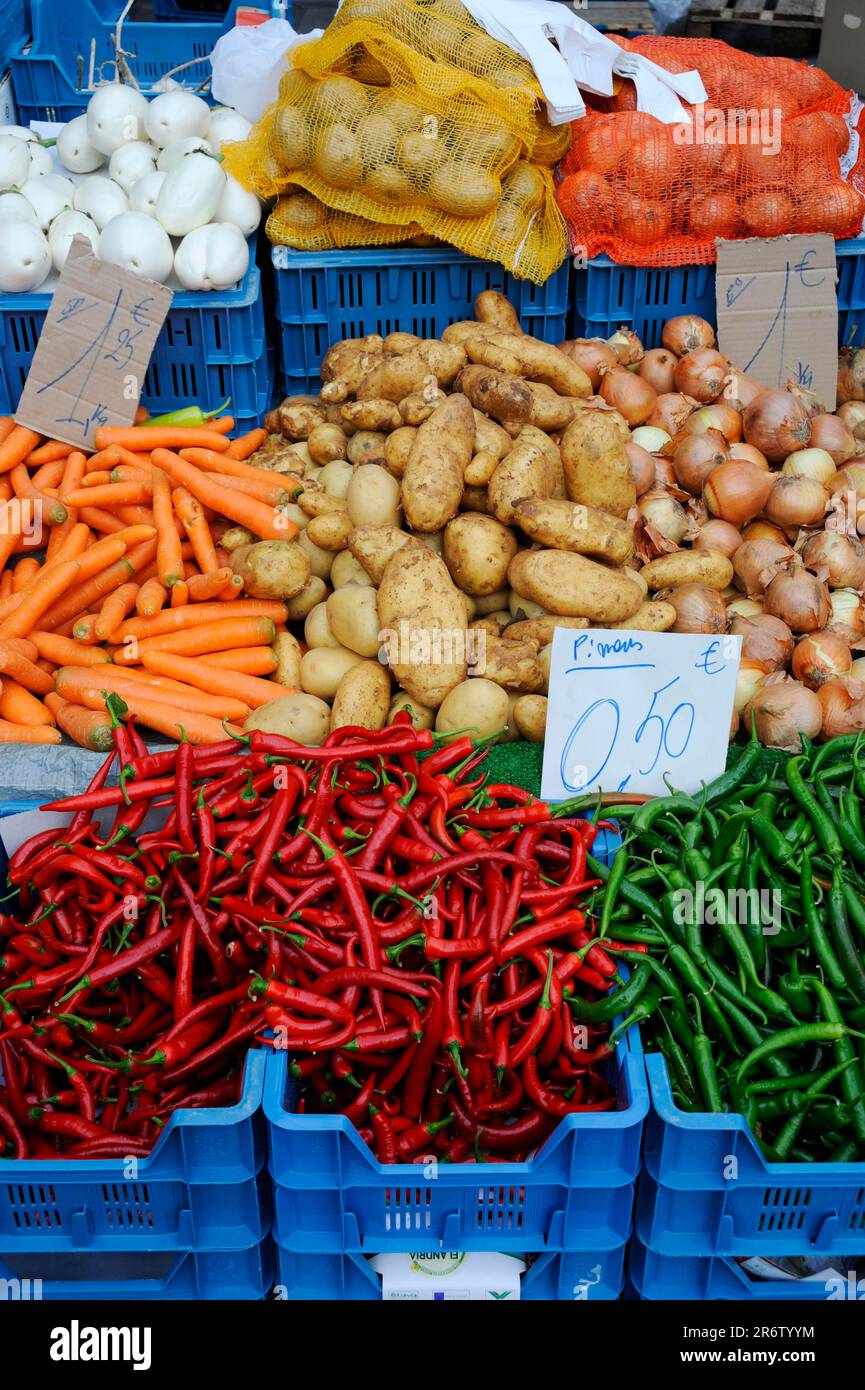 Market stall with vegetables, Gare du Midi, Brussels, Belgium Stock ...