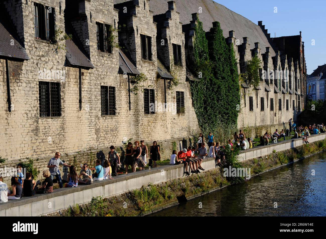 Gothic meat hall, formerly butcher's hall, today cafe, House River Leie ...
