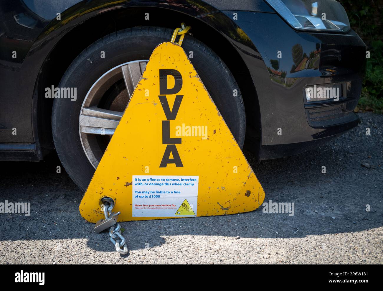 Vehicle immobilisation hi-res stock photography and images - Alamy