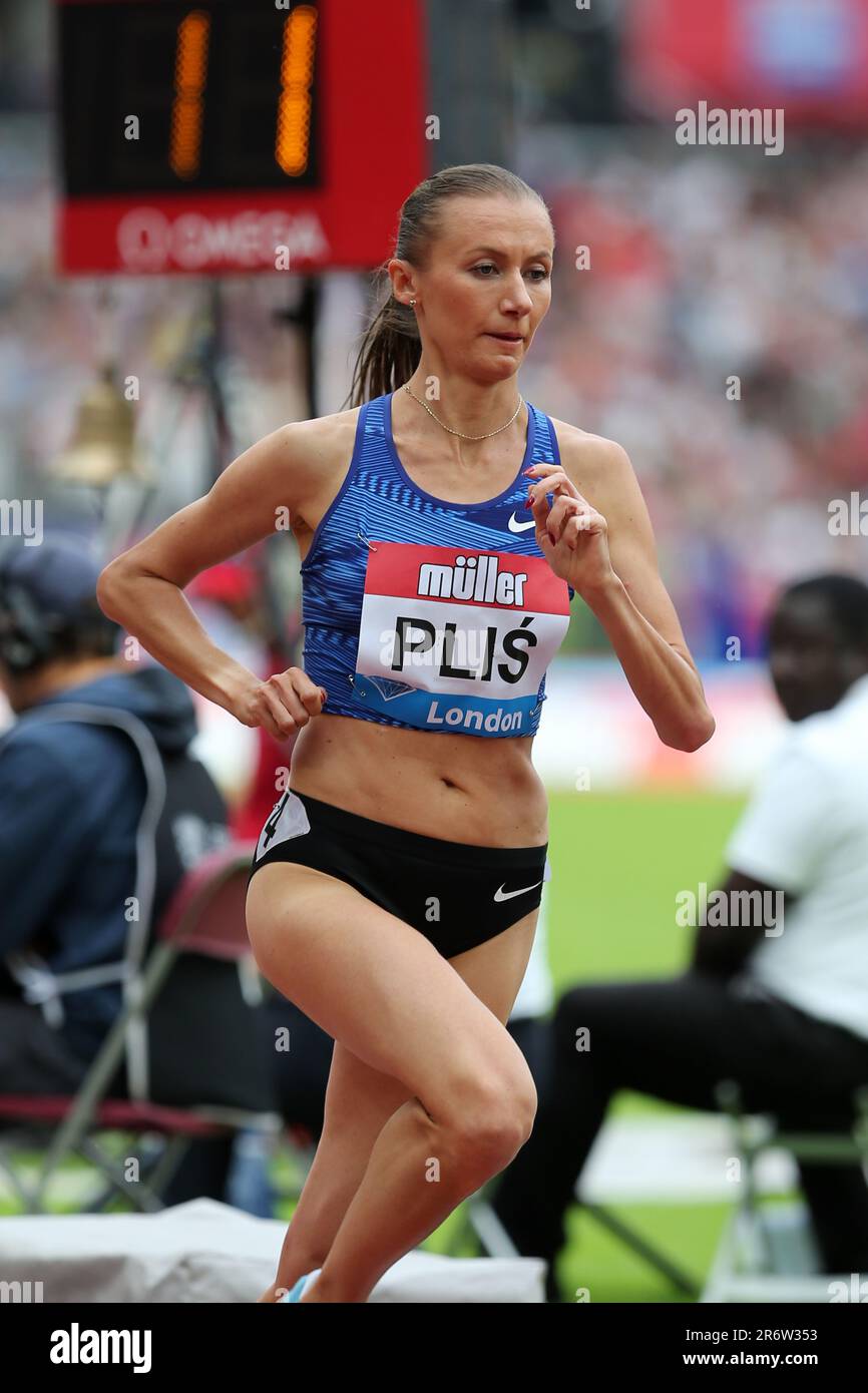 Renata PLIS (Poland) competing in the Women's 5000m Final at the 2019 ...