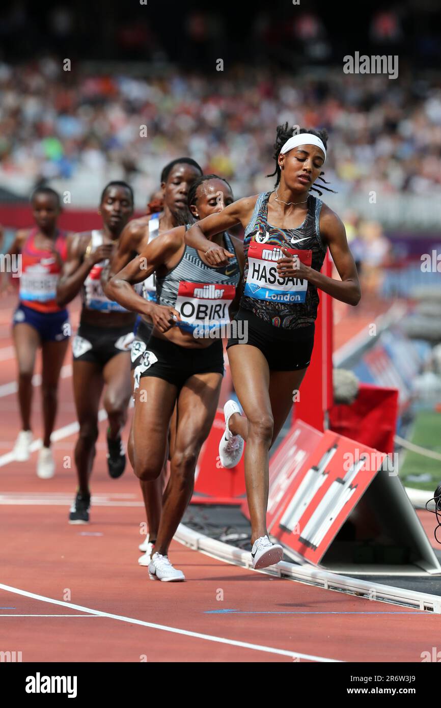 Hellen OBIRI (Kenya), Sifan HASSAN (Netherlands, Holland) competing in ...