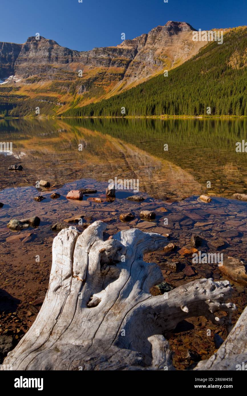 Cameron Lake, Waterton National Park, Alberta, Cameron Lake, Canada ...
