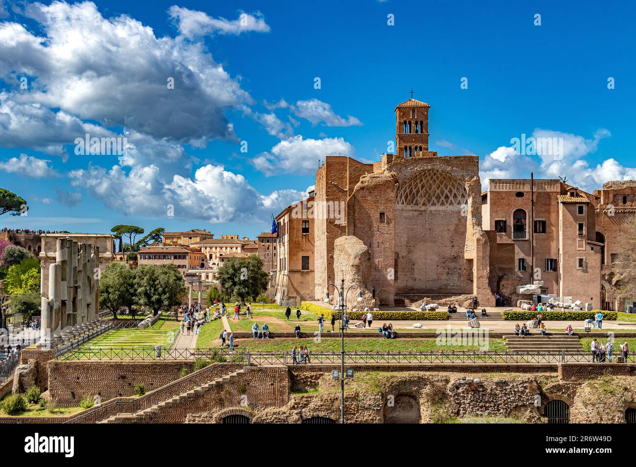 The Temple of Venus and Rome was inaugurated by Emperor Hadrian in 121 ...