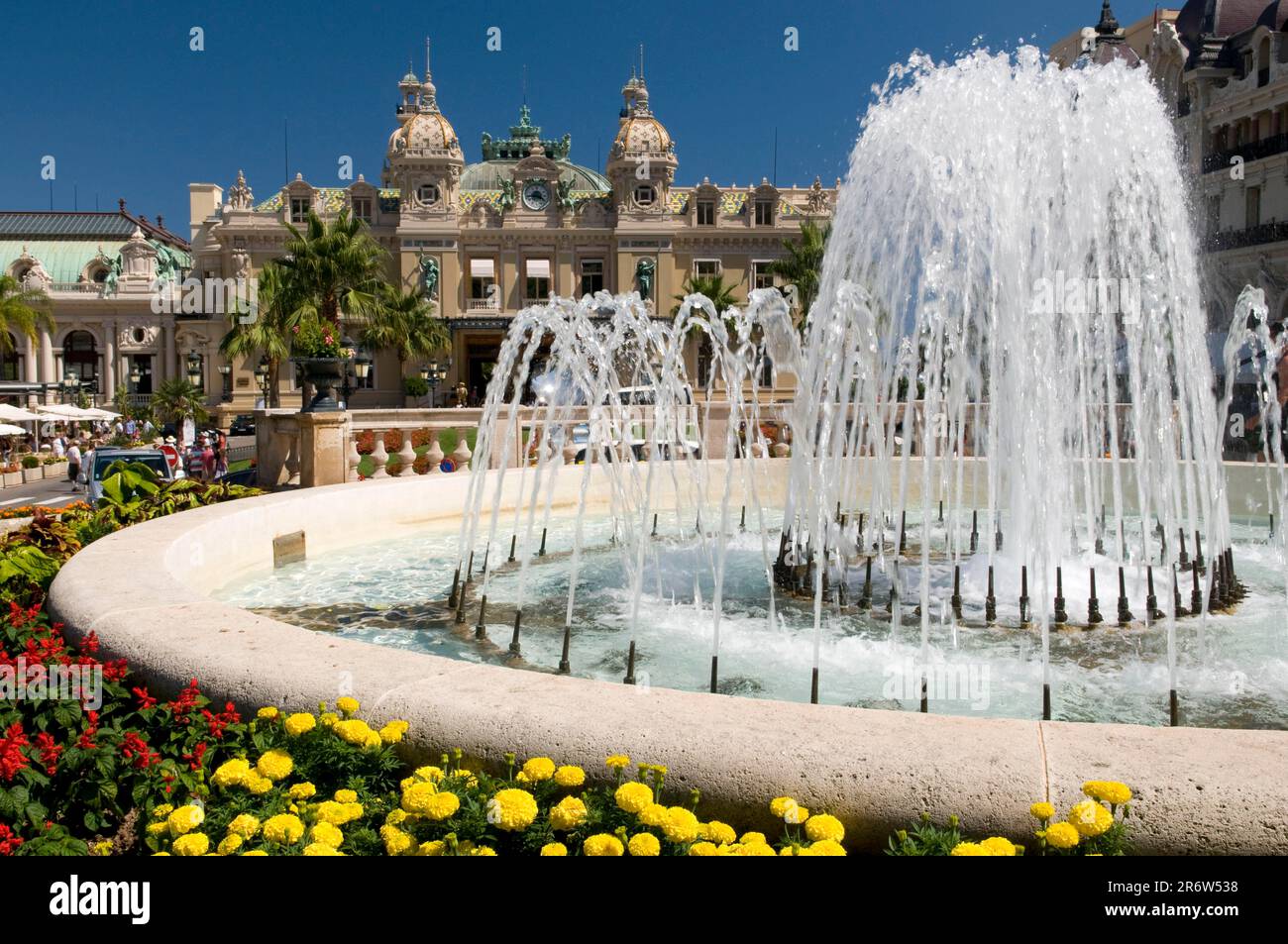 Fountain monaco hi-res stock photography and images - Alamy