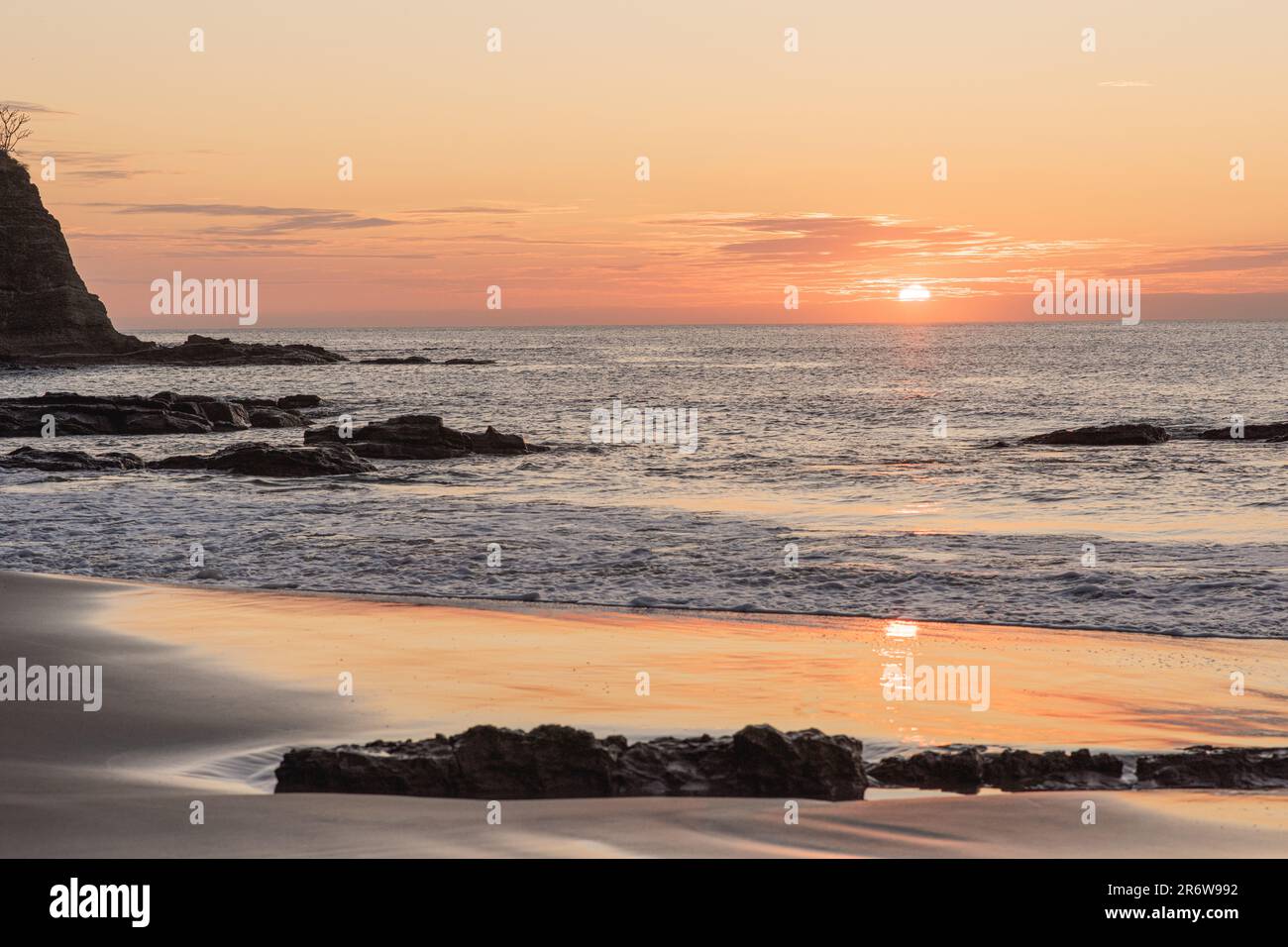 Pacific explore hi-res stock photography and images - Alamy
