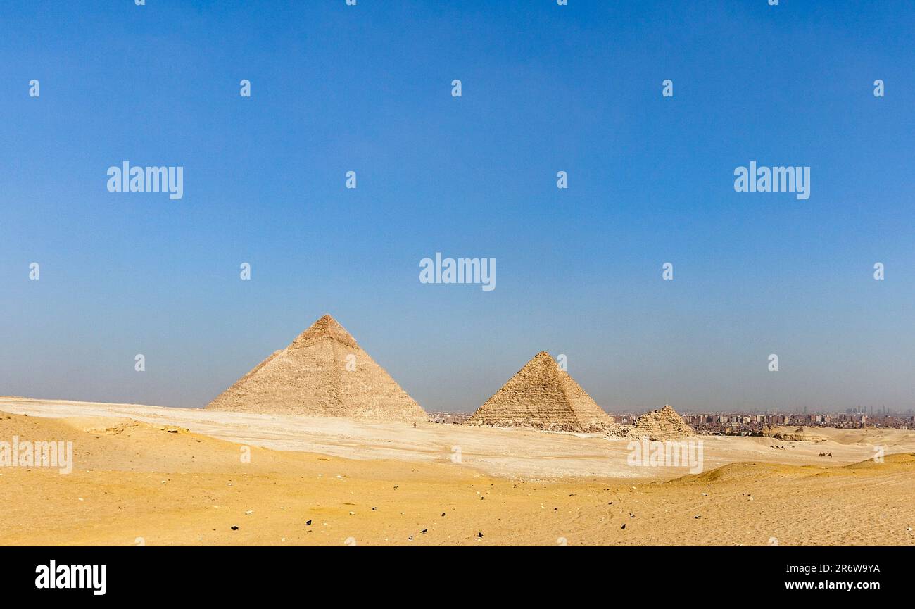 The pyramids of Khafre and Menkaure, with the Great Pyramid of Khufu ...