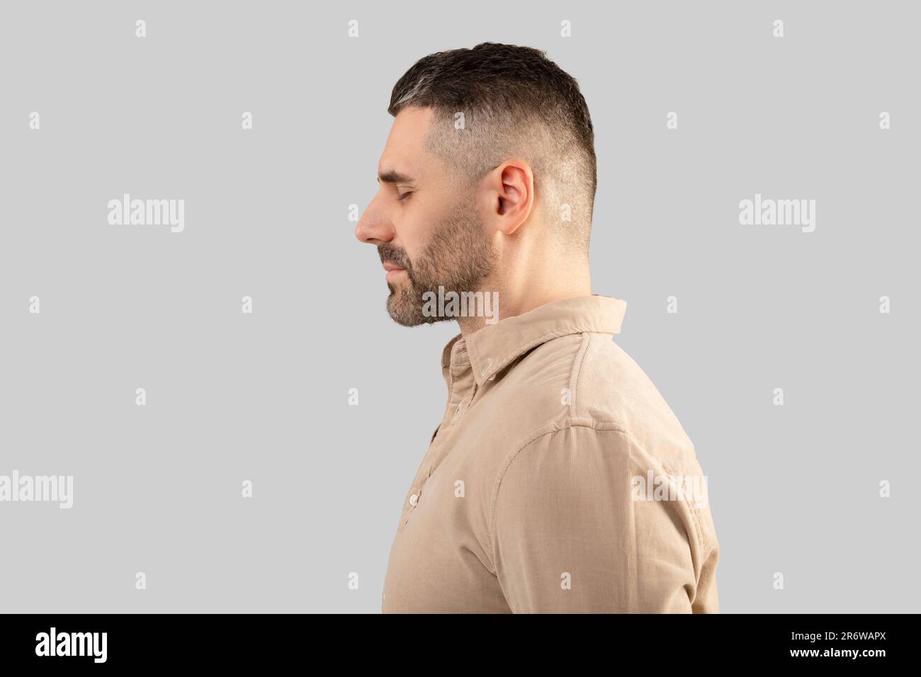 Profile casual man formal face hi-res stock photography and images - Alamy