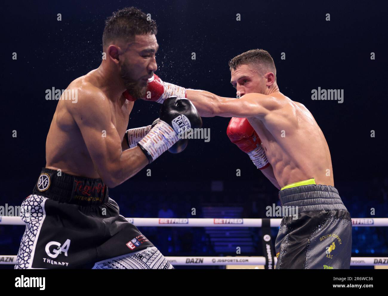 Reece edwards, boxing hi-res stock photography and images - Alamy