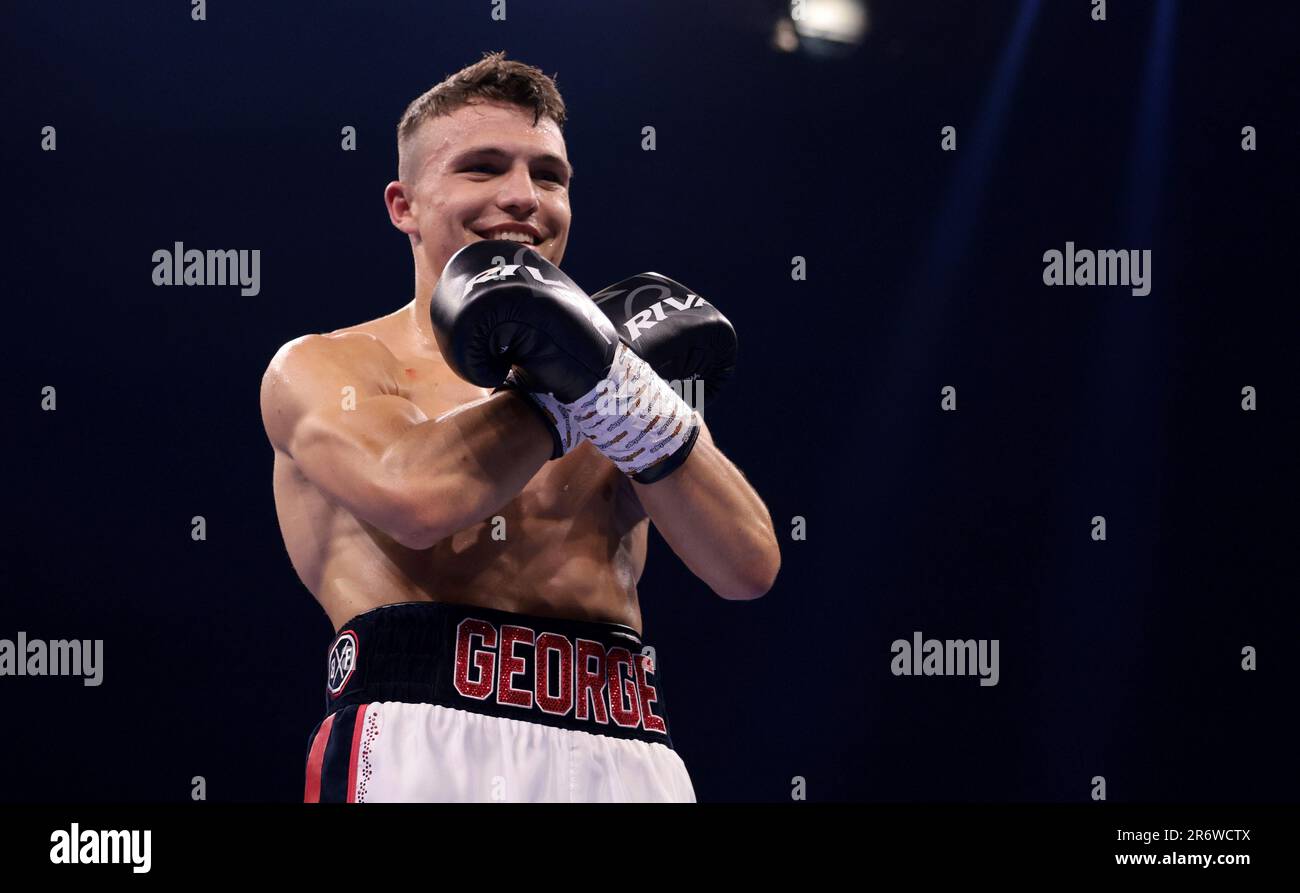 George Liddard poses after victory in the International Middleweight ...