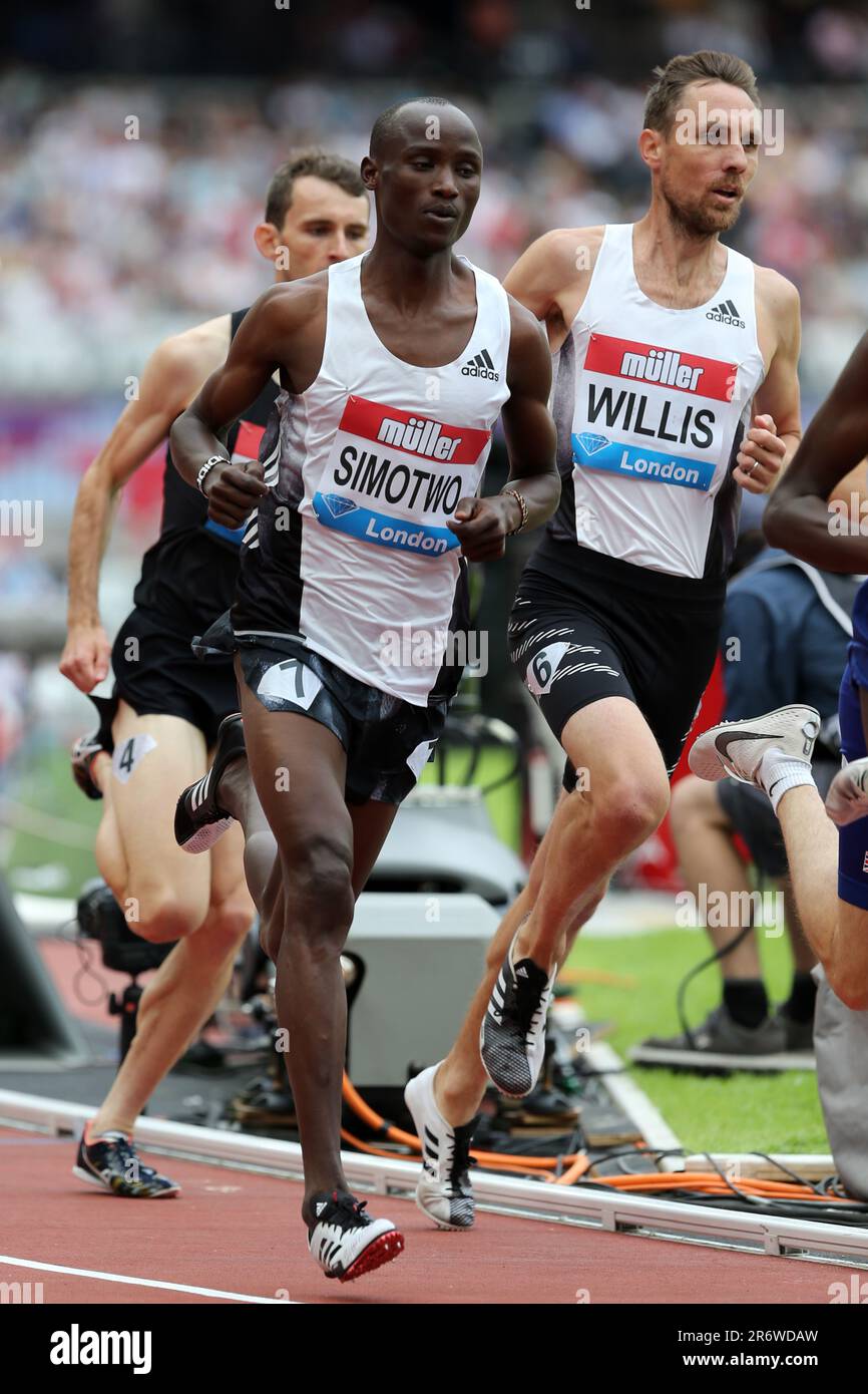 Charles Cheboi SIMOTWO (Kenya), Nick WILLIS (New Zealand) competing in ...