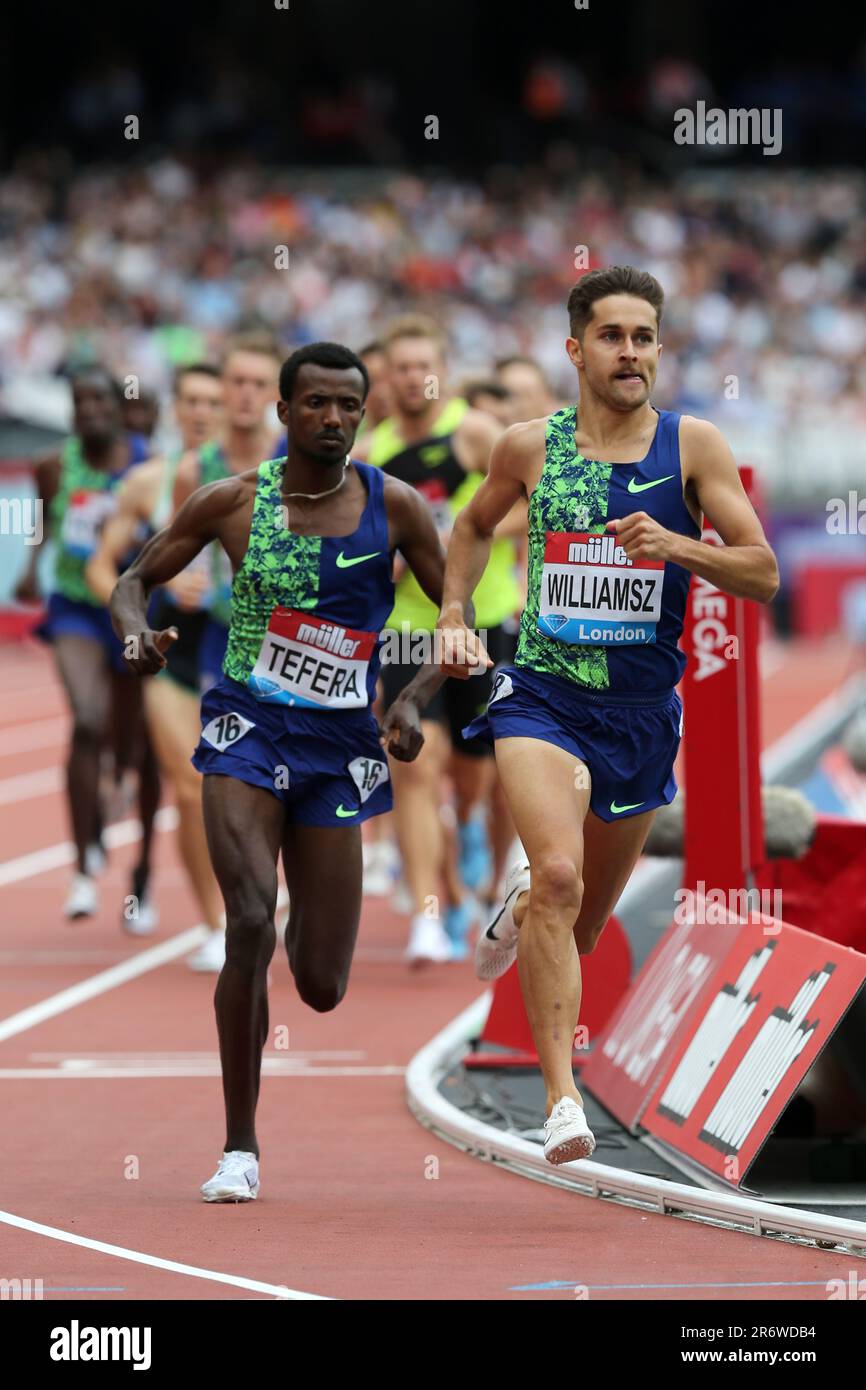Samuel TEFERA (Ethiopia), Jordan WILLIAMSZ (Australia) competing in the ...