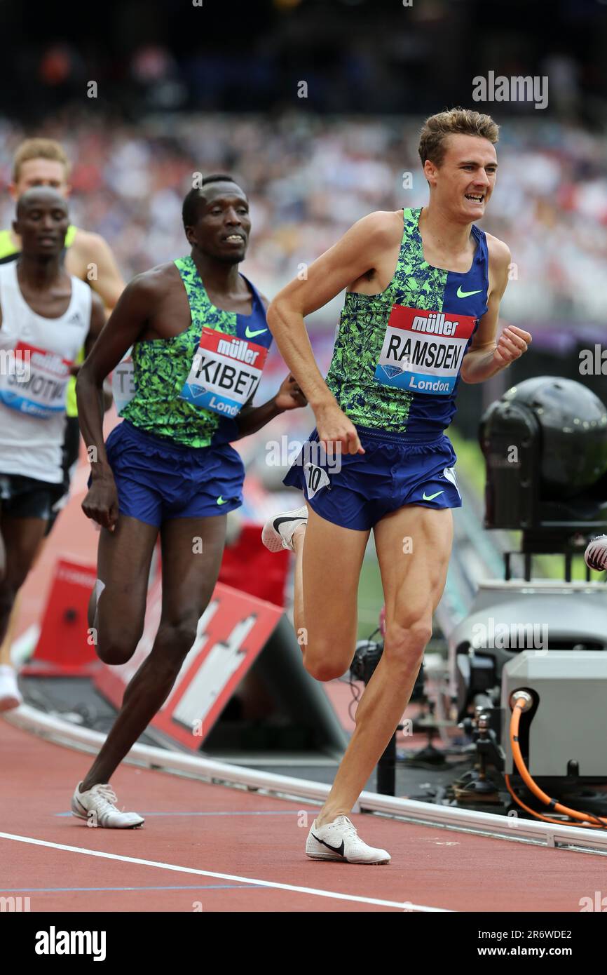 Matthew RAMSDEN (Australia), Vincent KIBET (Kenya) competing in the ...