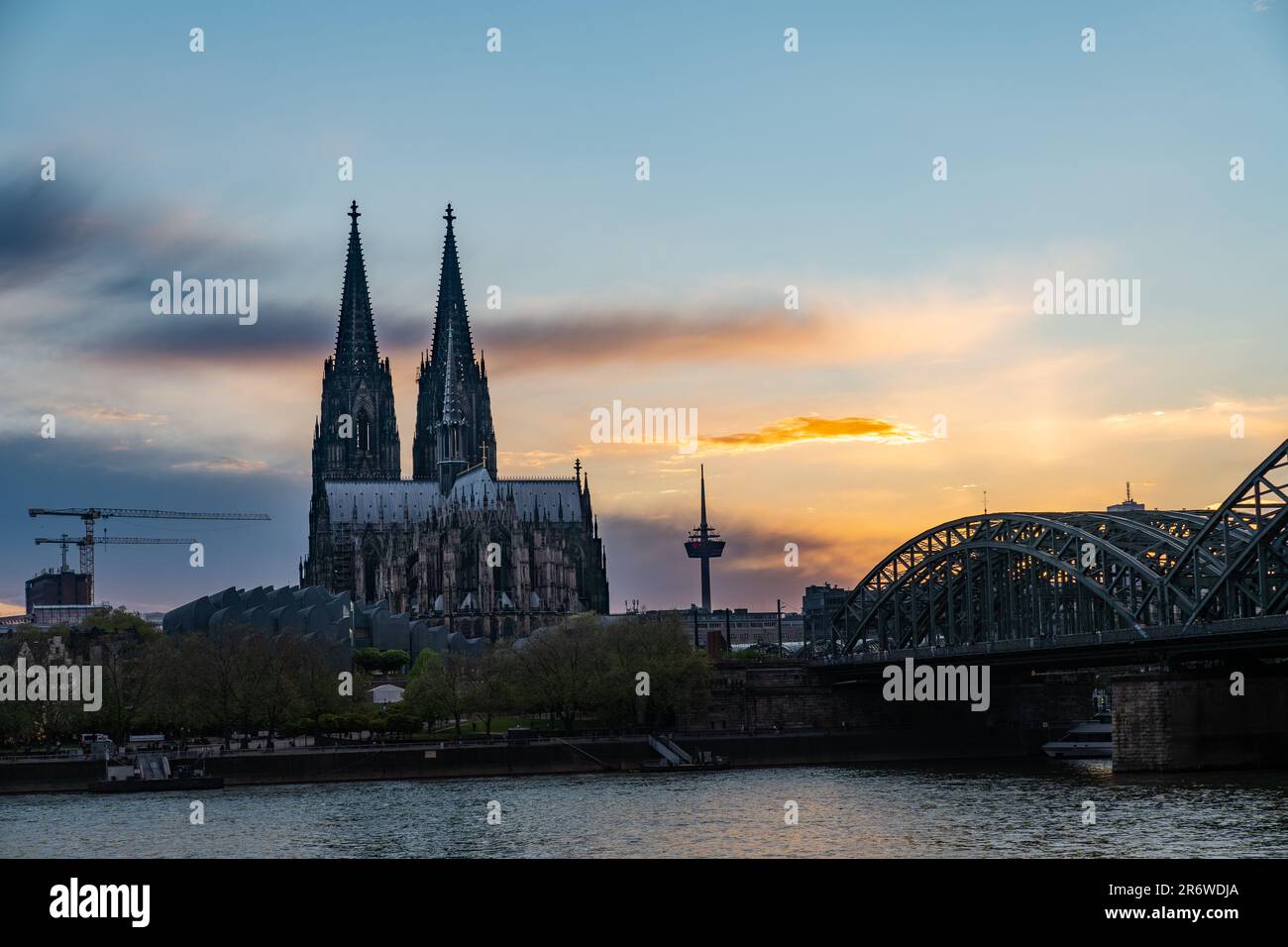 Museum ludwig cologne cathedral in cologne city cologne city koln hi ...
