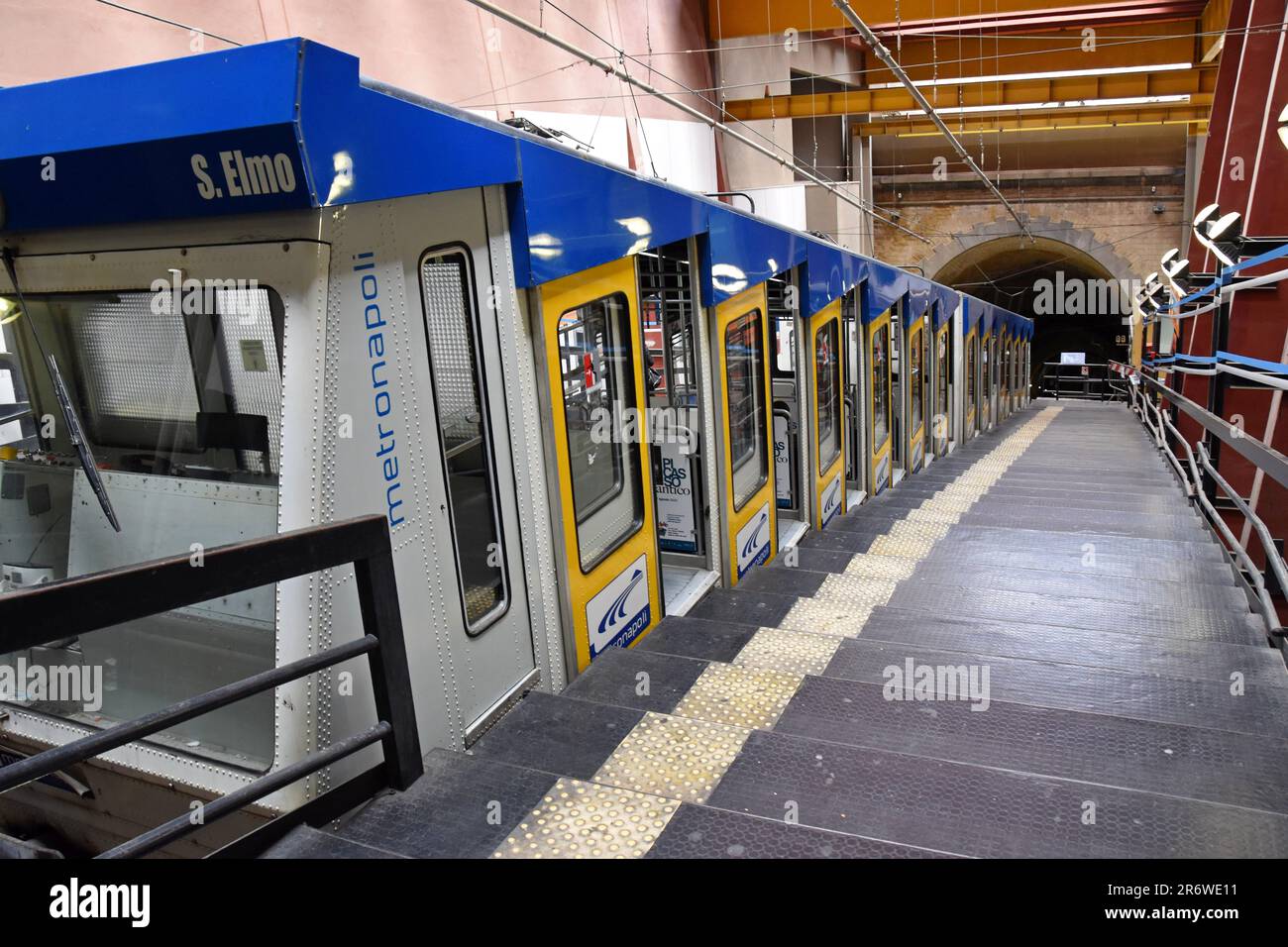 A train in the platform at the top station of the Montesanto funicular ...
