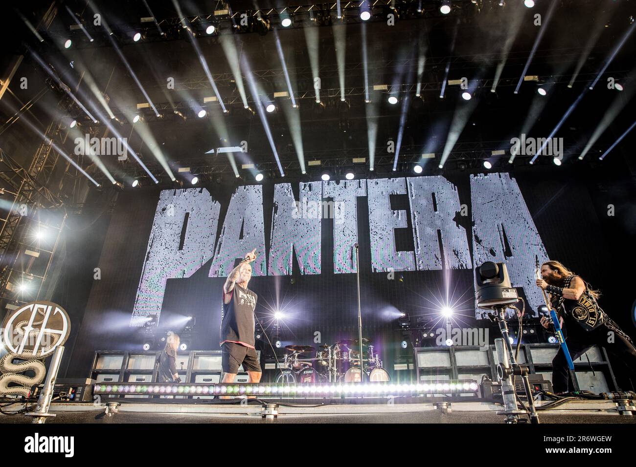 High res photo of pantera band hi-res stock photography and images - Alamy