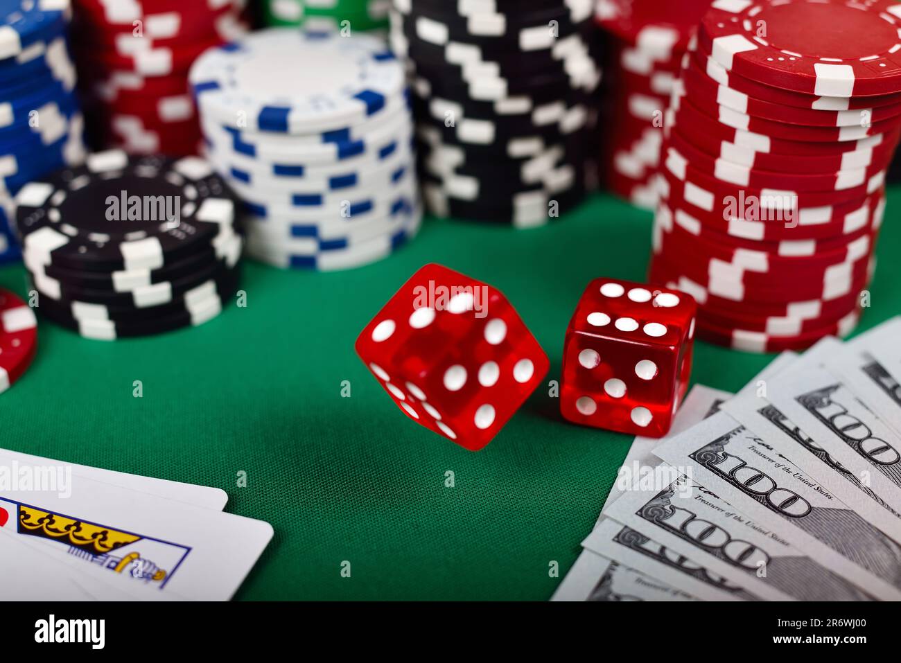 Poker dice hi-res stock photography and images - Alamy