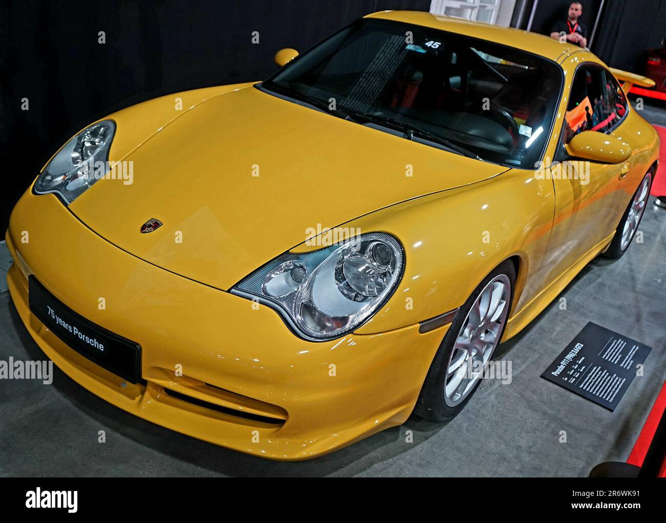 Porsche targa wallpaper hi-res stock photography and images - Alamy
