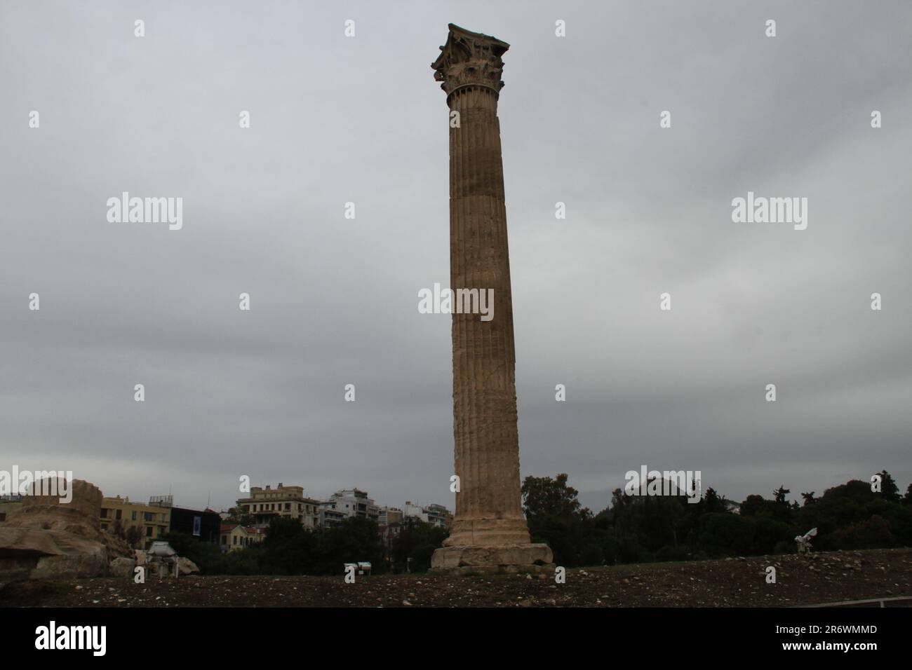 Hadrian's wall in Athens Greece Stock Photo - Alamy