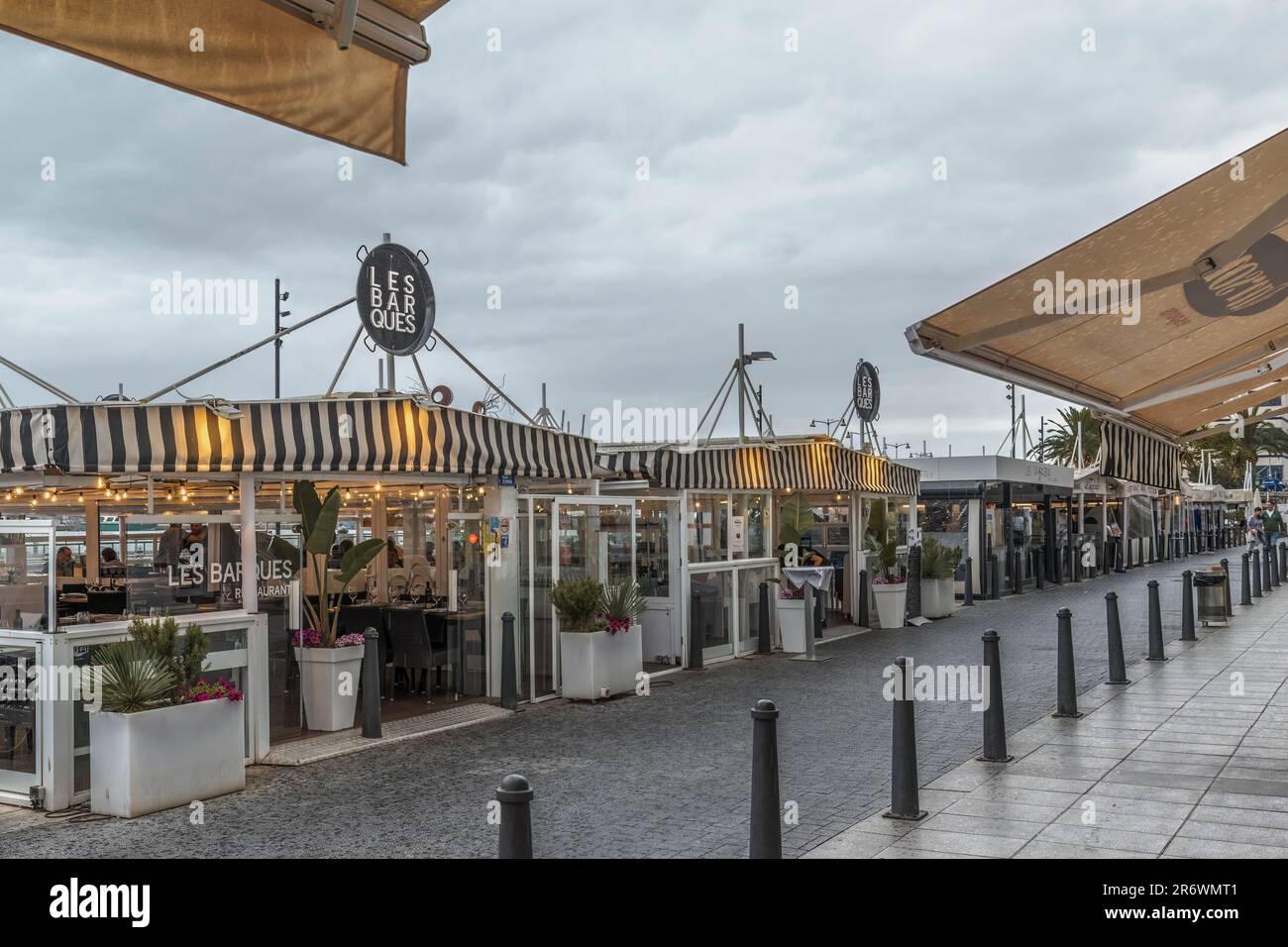 Town center in miramar hi-res stock photography and images - Alamy