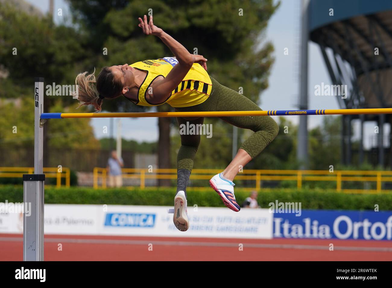 Alessia trost high jump hi-res stock photography and images - Alamy