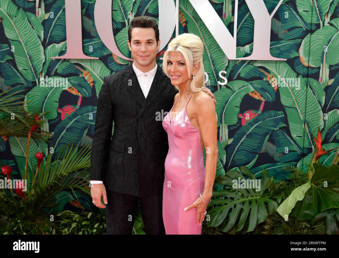 Skylar Astin, left, and Meryl Lipstein arrive at the 76th annual Tony ...