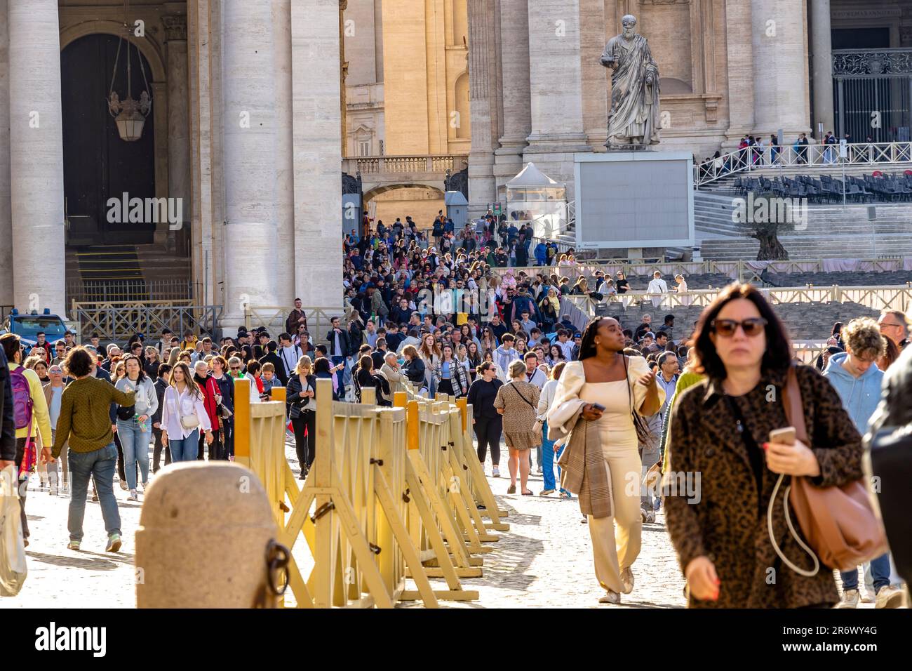 Crowds of people leaving St Peter's Basilica in St Peter's Square ...