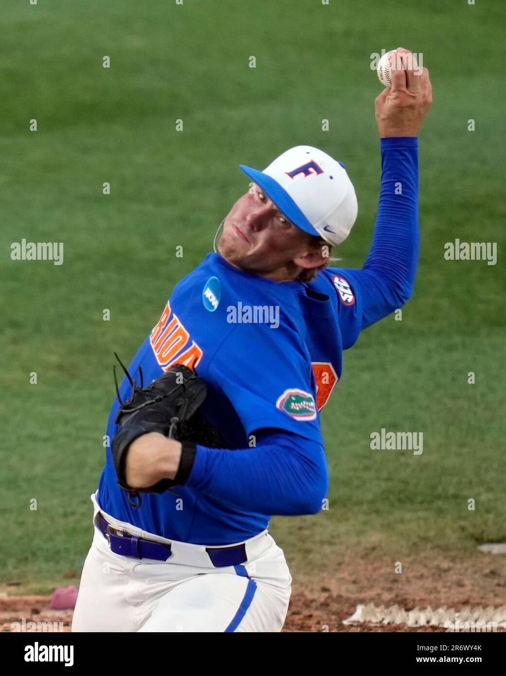 Florida pitcher Hurston Waldrep (12) throws against South Carolina in ...