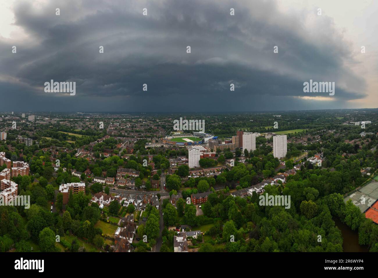 Cauldron canal hi-res stock photography and images - Alamy