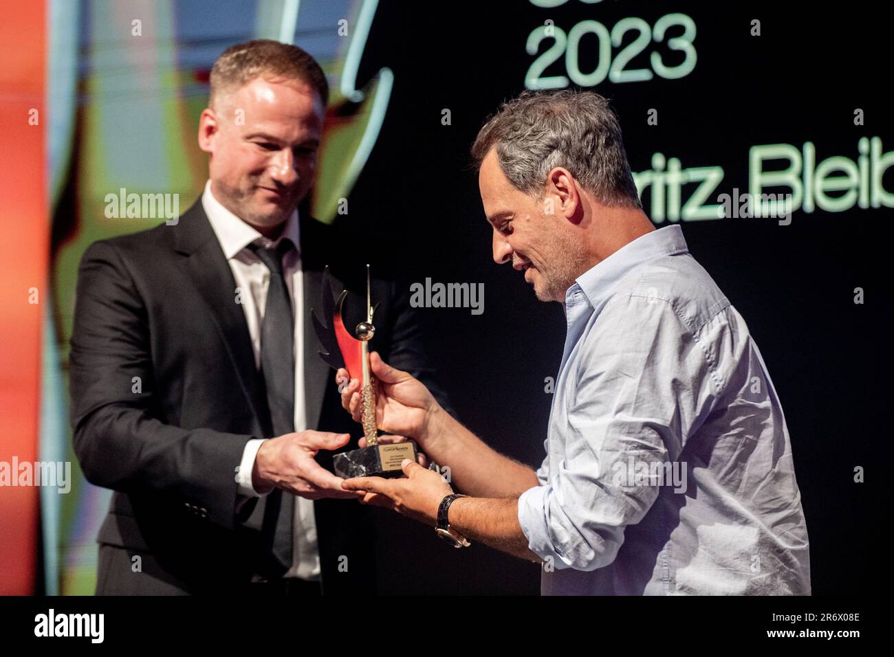 Emden, Germany. 11th June, 2023. German actor Moritz Bleibtreu (r ...