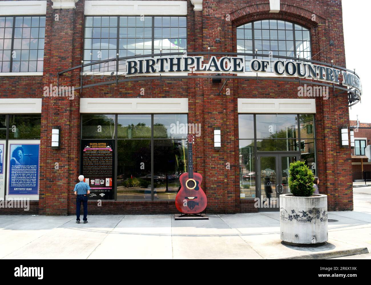 The Birthplace of Country Music Museum in Bristol, Tennesseee (see ...