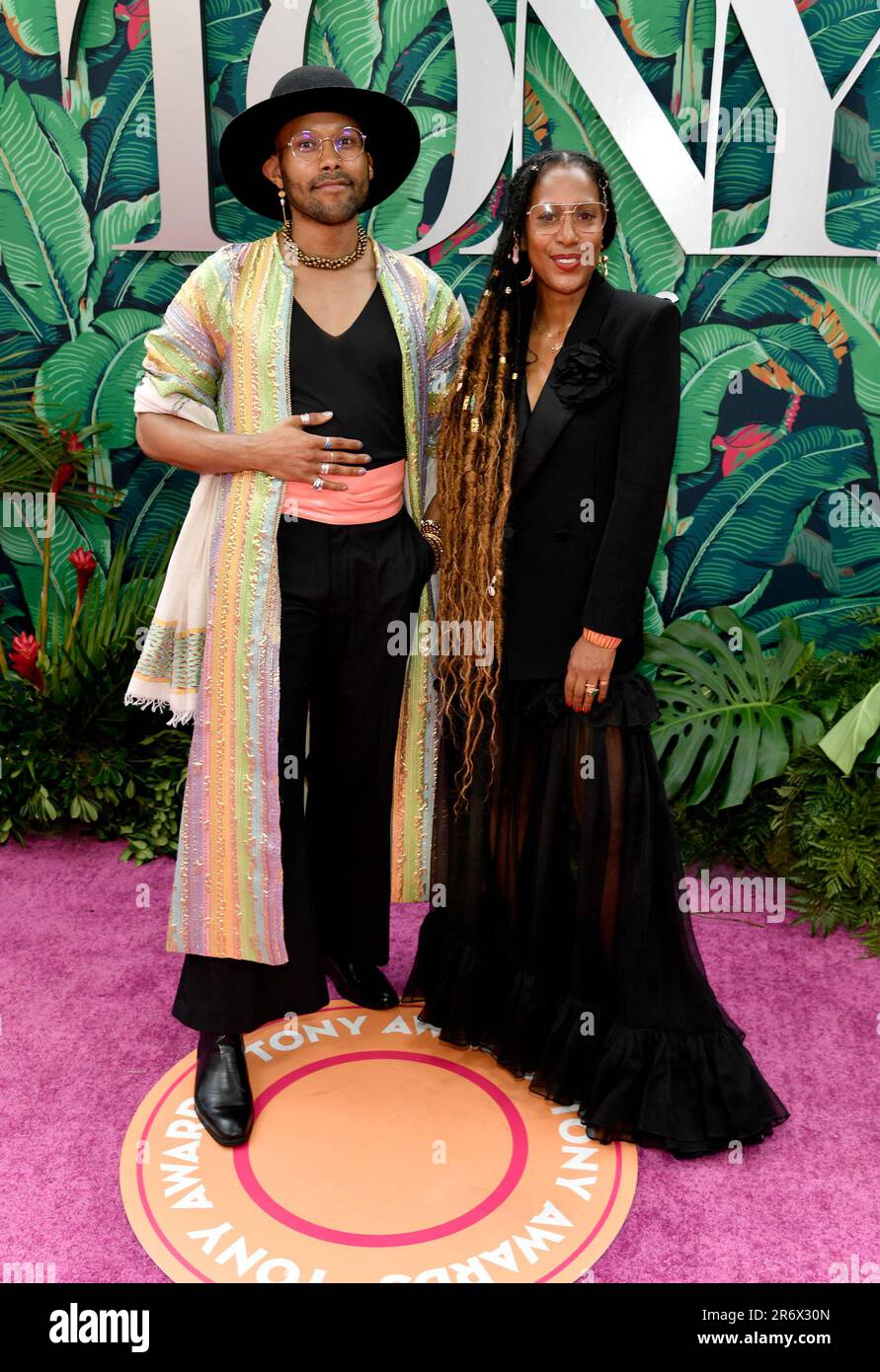 Jonathan McCrory, left, and Sade Lythcott arrives at the 76th annual ...