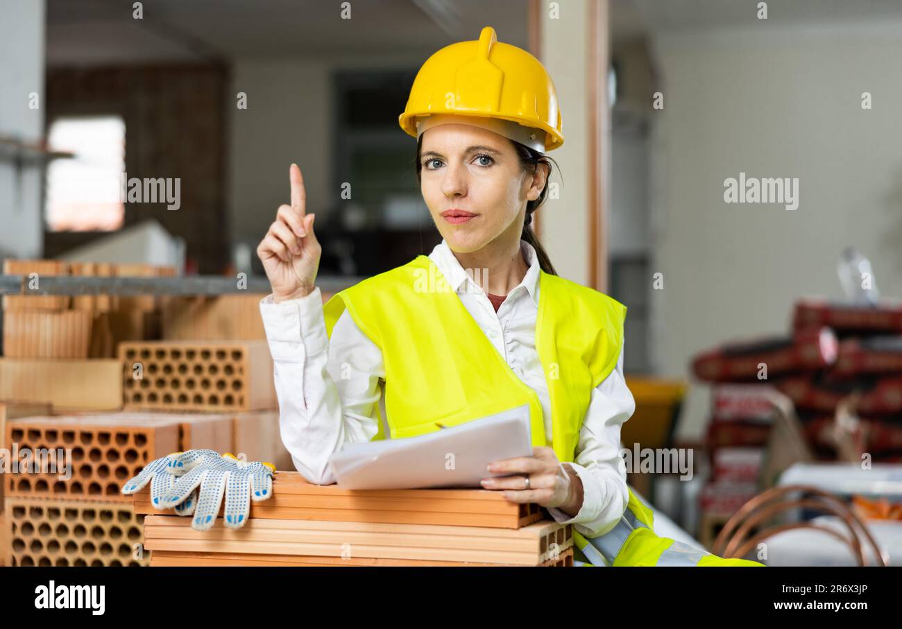 Female supervisor giving instructions hi-res stock photography and ...