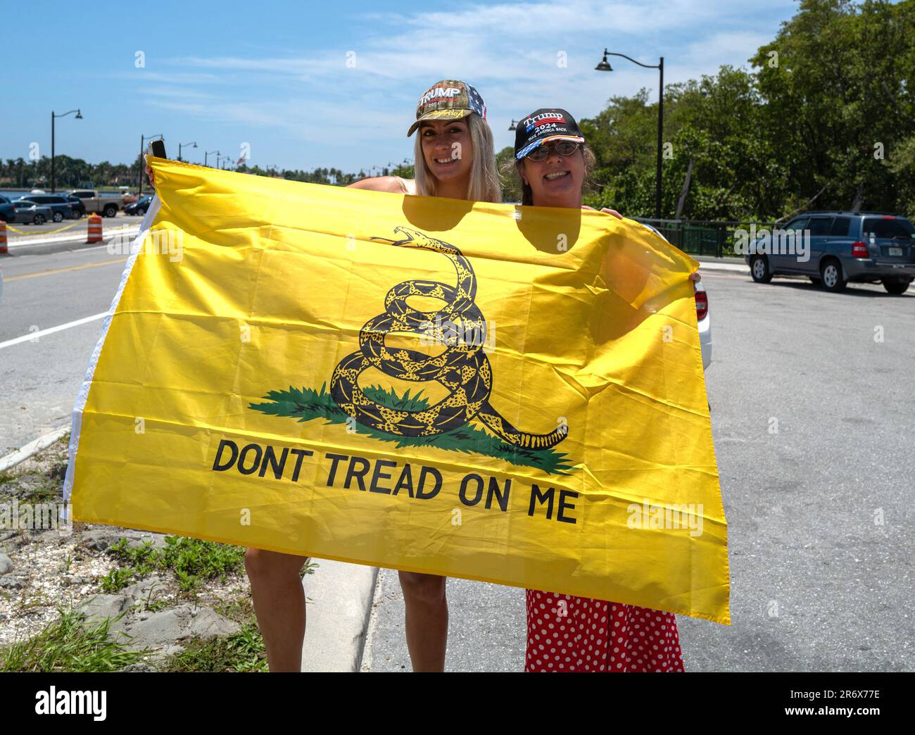 Palm Beach, United States. 11th June, 2023. Angie and her mother Terry ...