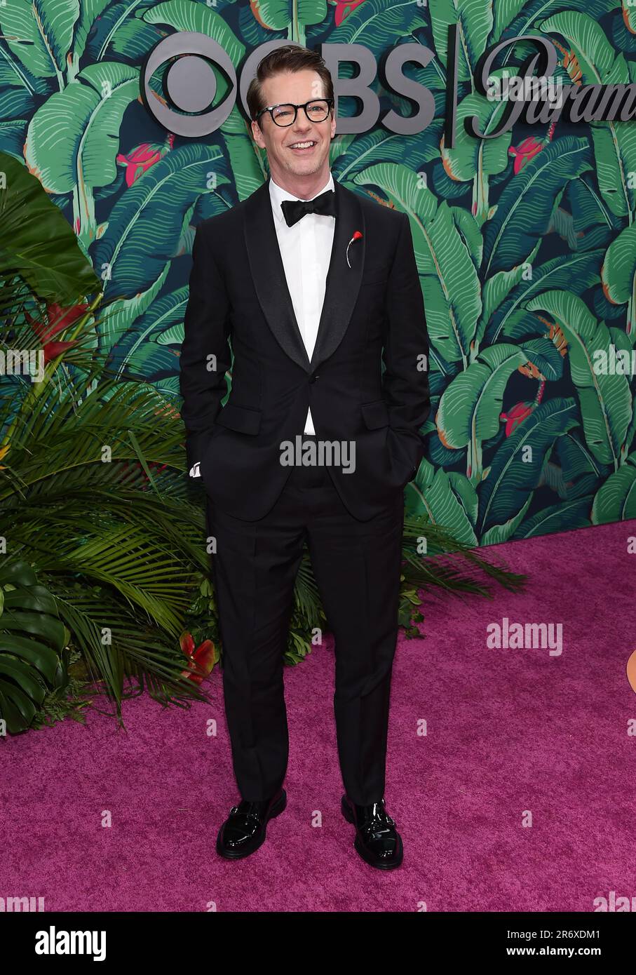 Sean hayes tony hi-res stock photography and images - Alamy