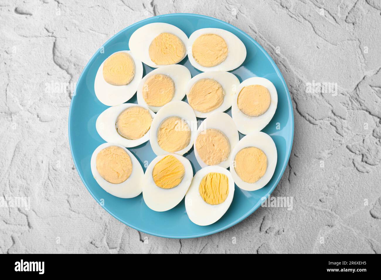 Hard boiled egg yolk grey hi-res stock photography and images - Alamy