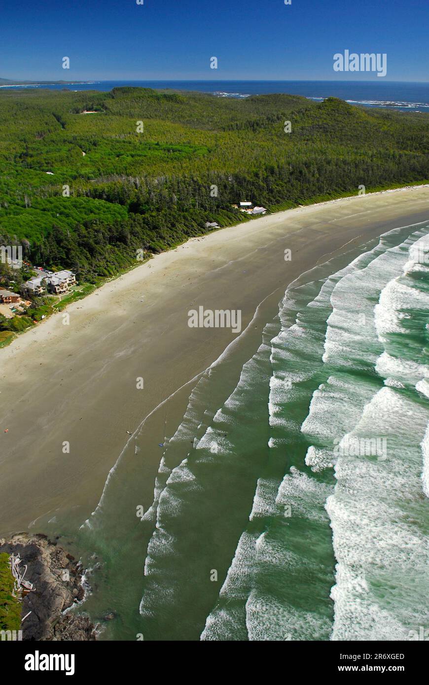 Aerial long beach vancouver island hi-res stock photography and images ...
