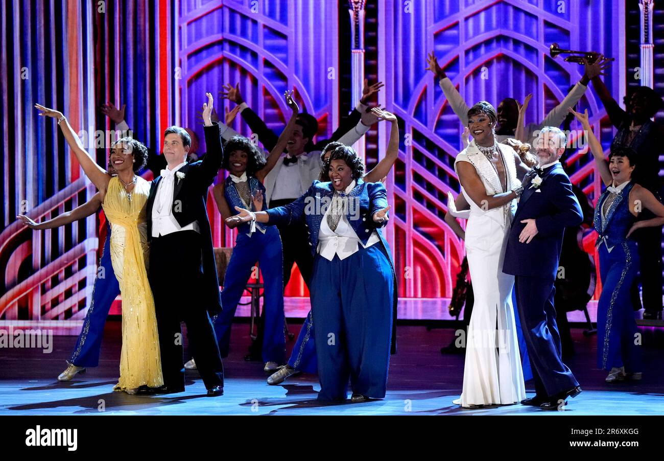 Adrianna Hicks, from front left, Christian Borle, NaTasha Yvette ...