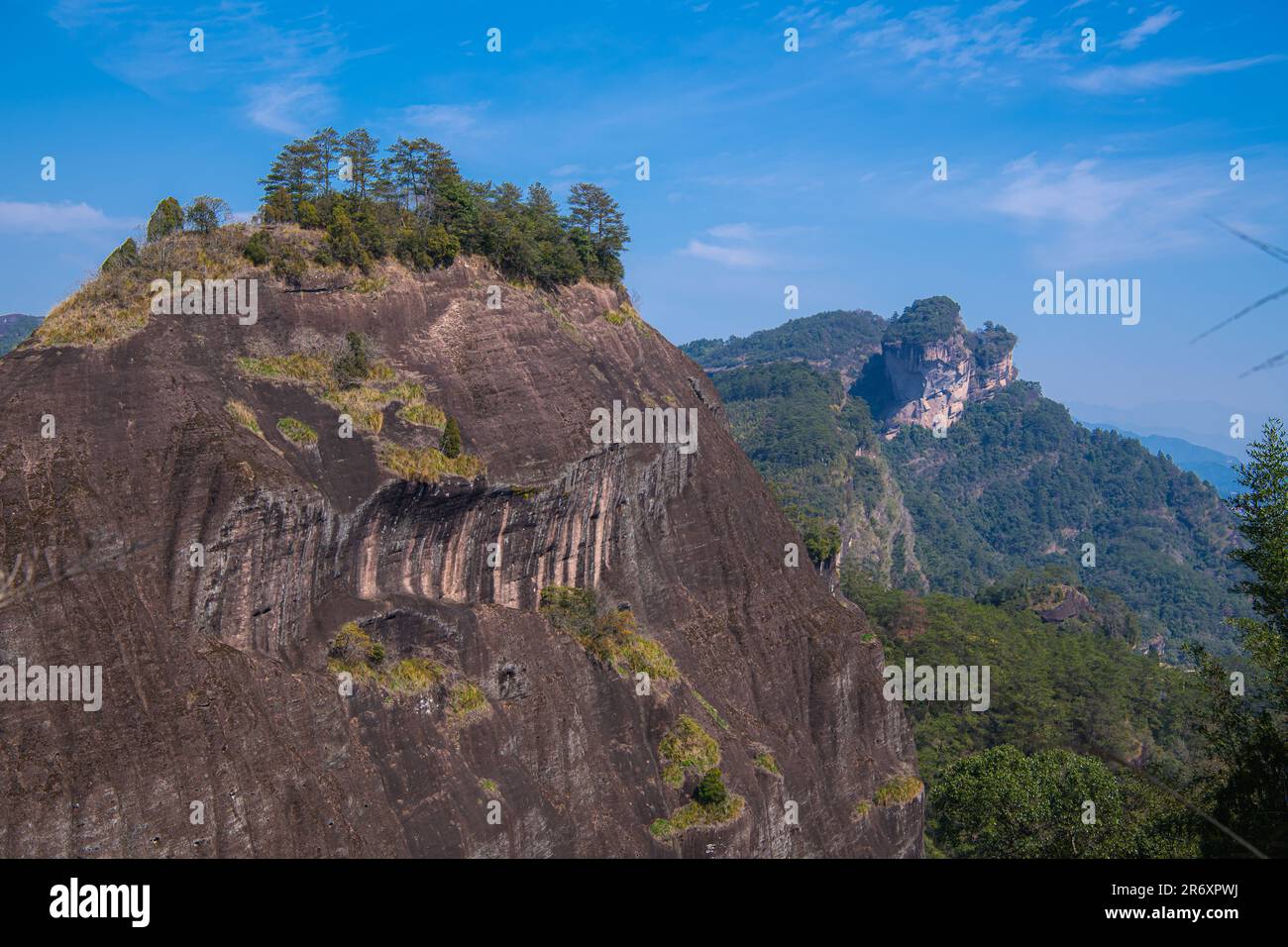 Mount Wuyi scenery. The picture is Huxiao Rock scenic spot of Mount ...