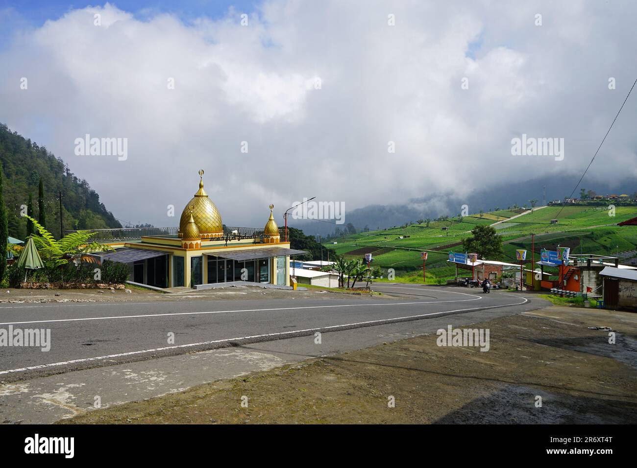 Tawangmangu hills hi-res stock photography and images - Alamy