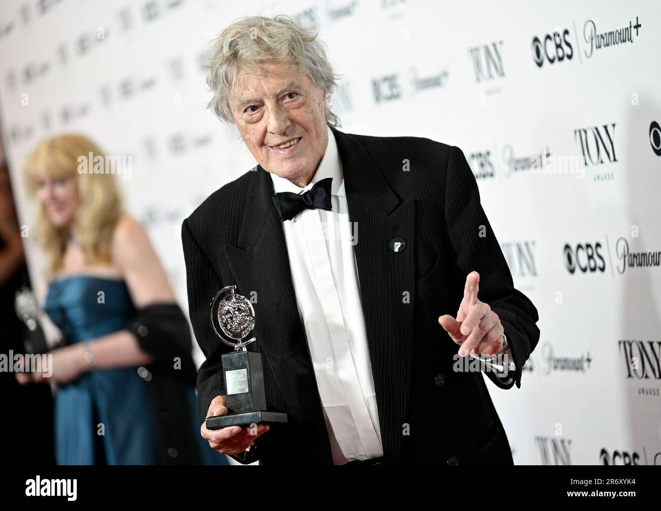 Tom Stoppard poses with the award for best play for "Leopoldstadt" in ...