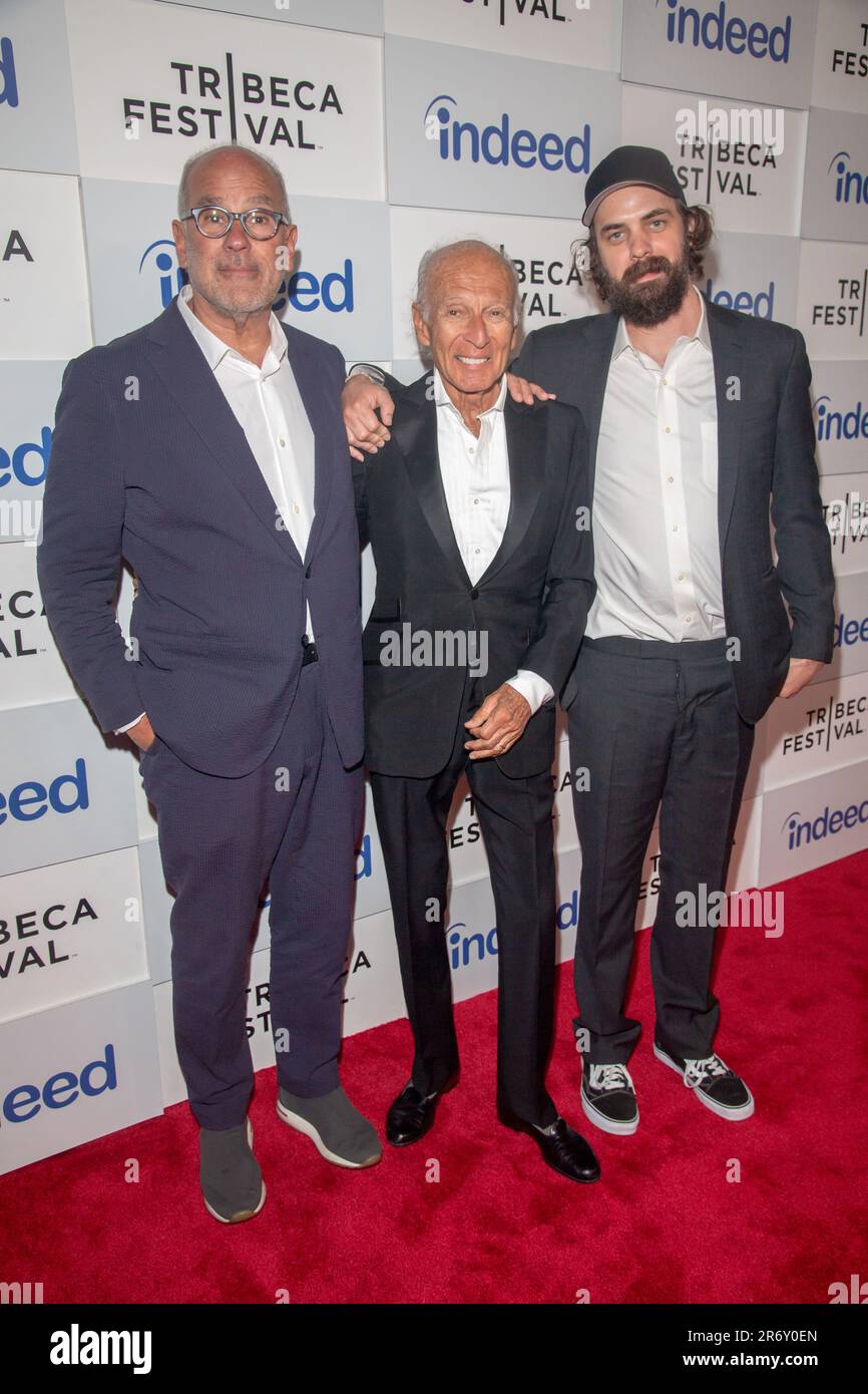 NEW YORK, NEW YORK - JUNE 11: Jon Kamen, Ron Delsener and Director Jake ...