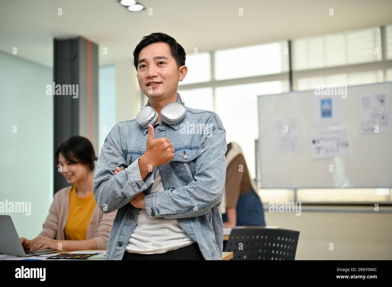 Smart clothes tech hi-res stock photography and images - Alamy