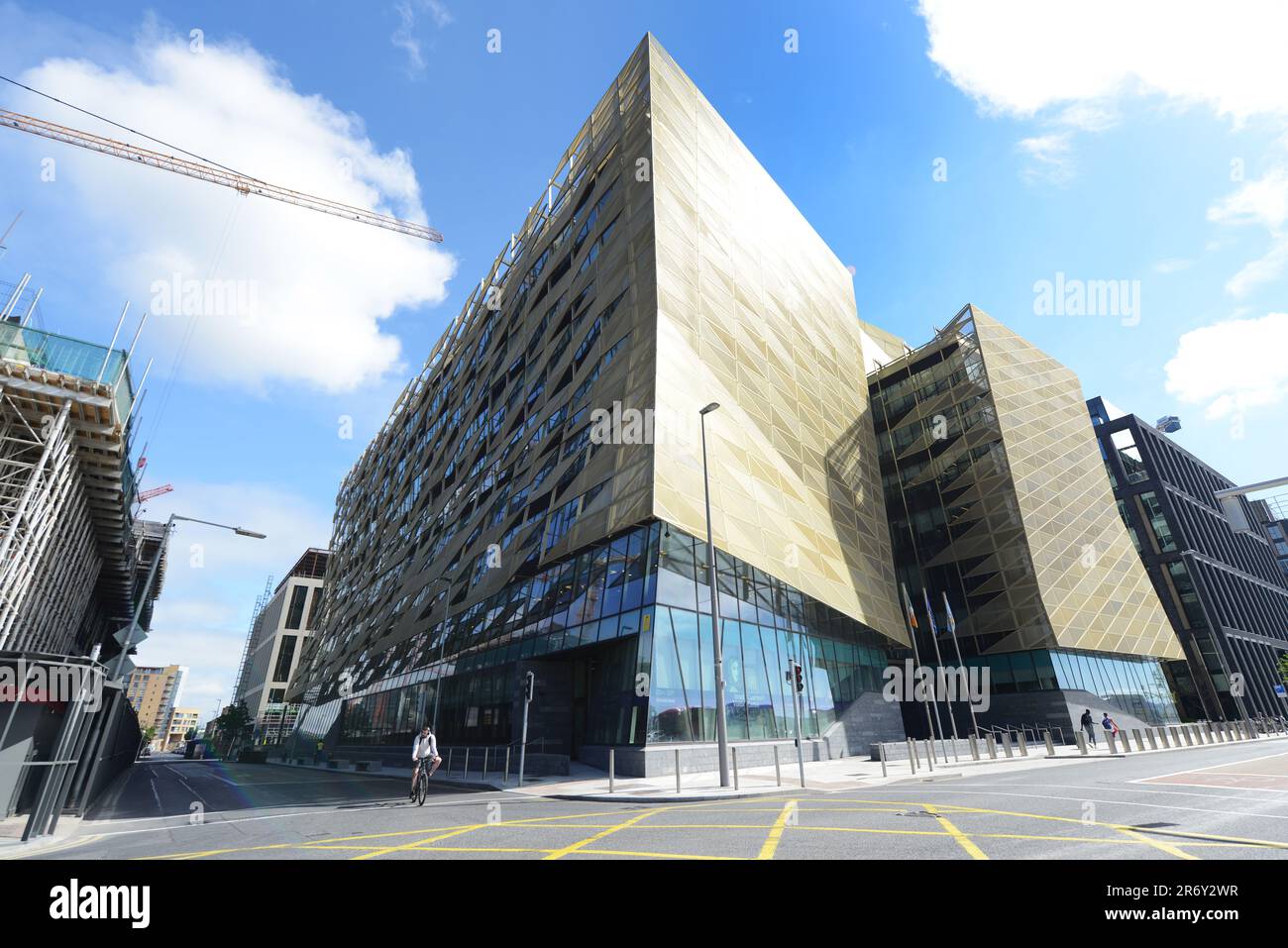 North wall quay dublin hi-res stock photography and images - Alamy