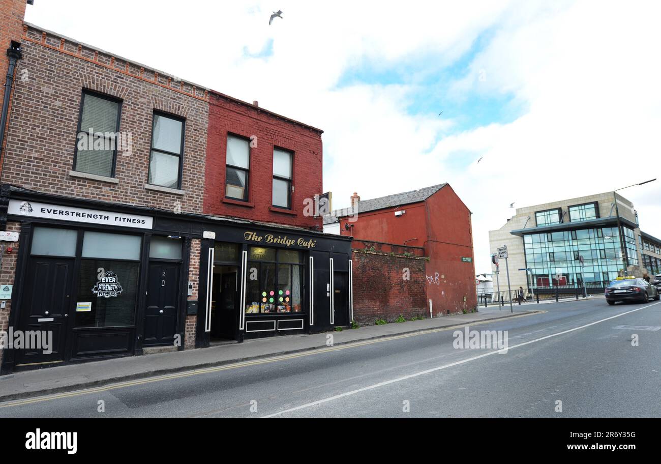 Restaurants and shops on Bridge St, Dublin, Ireland Stock Photo - Alamy