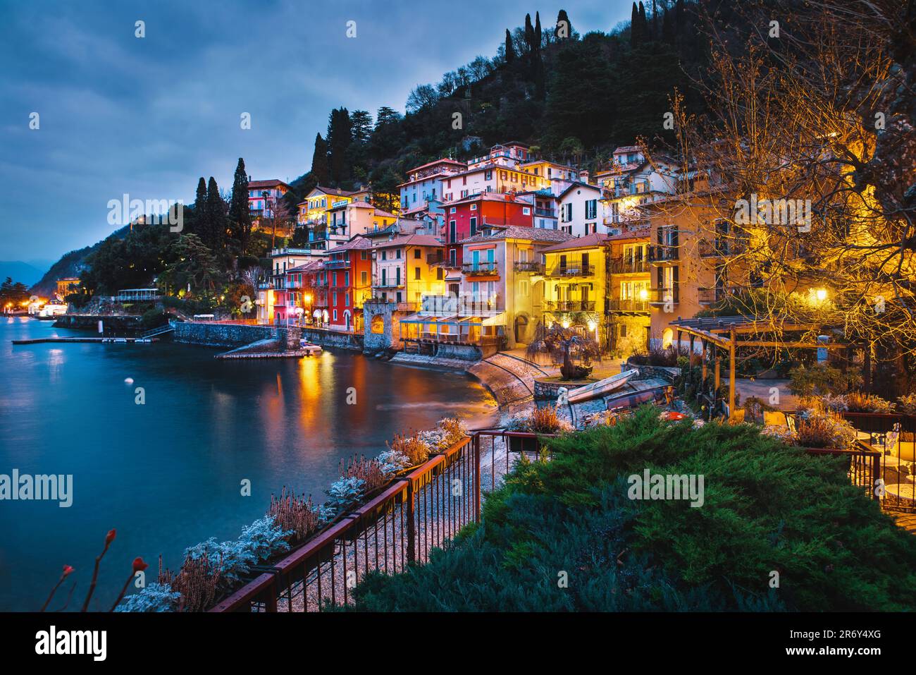 Varenna scenic sunset view in como lake hi-res stock photography and ...