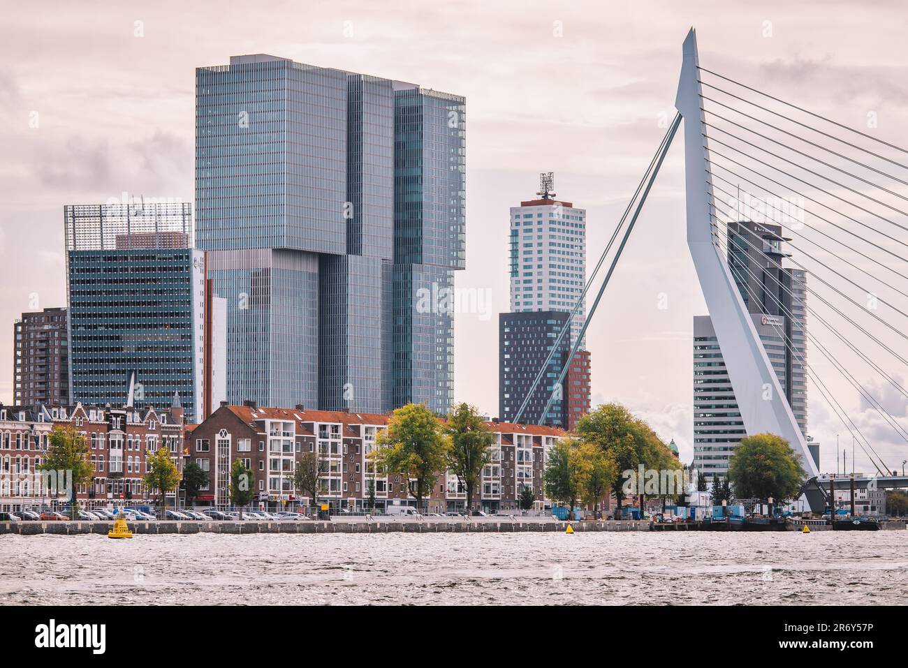 Modern architecture of the Rotterdam Stock Photo - Alamy
