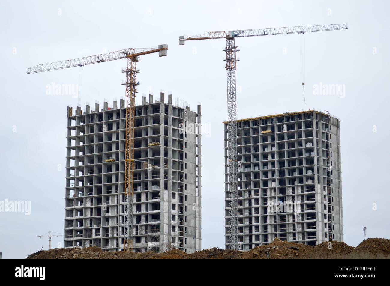 Construction of large modern monolithic frame houses, buildings using ...