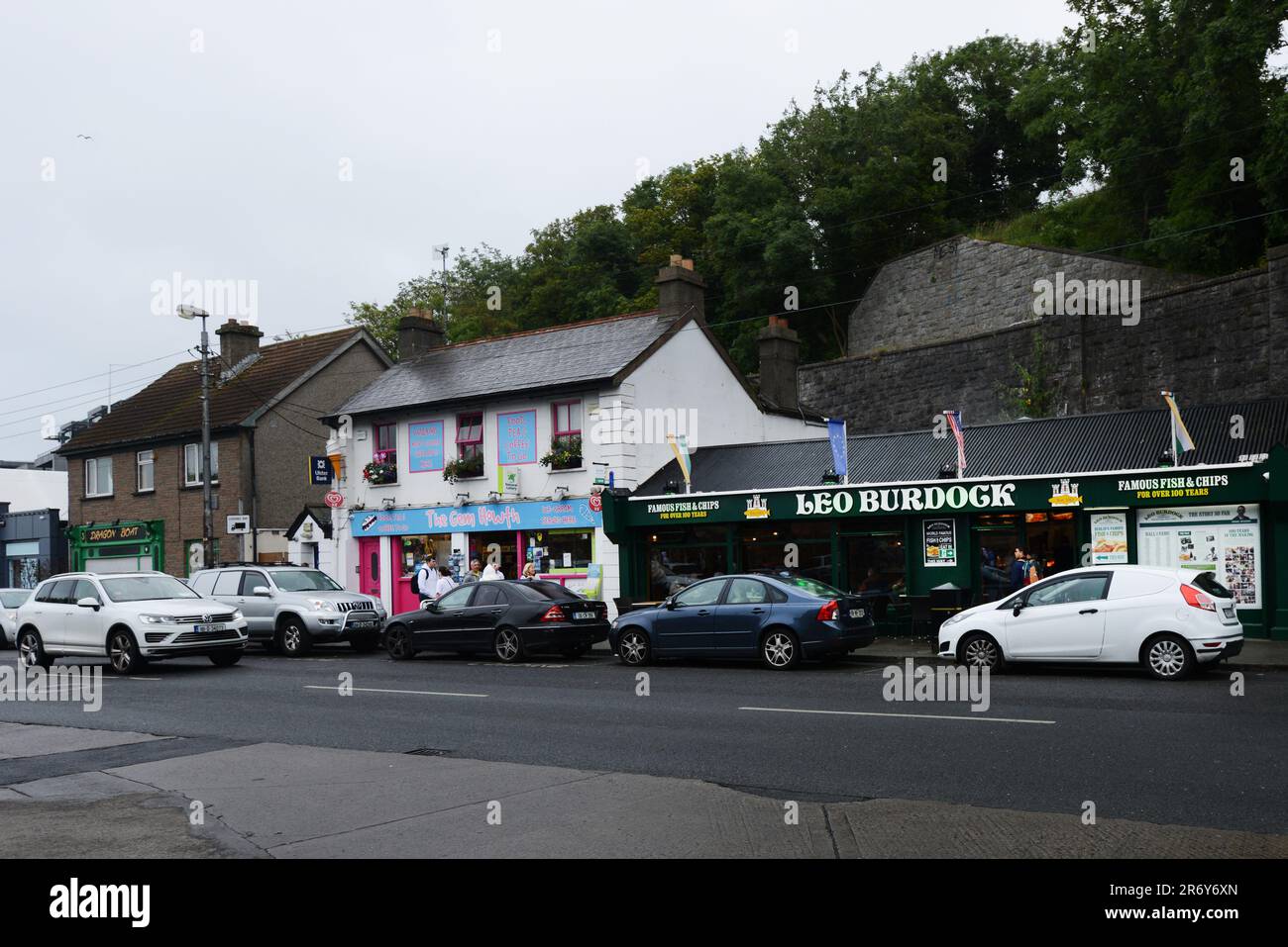 Burdocks hi-res stock photography and images - Alamy