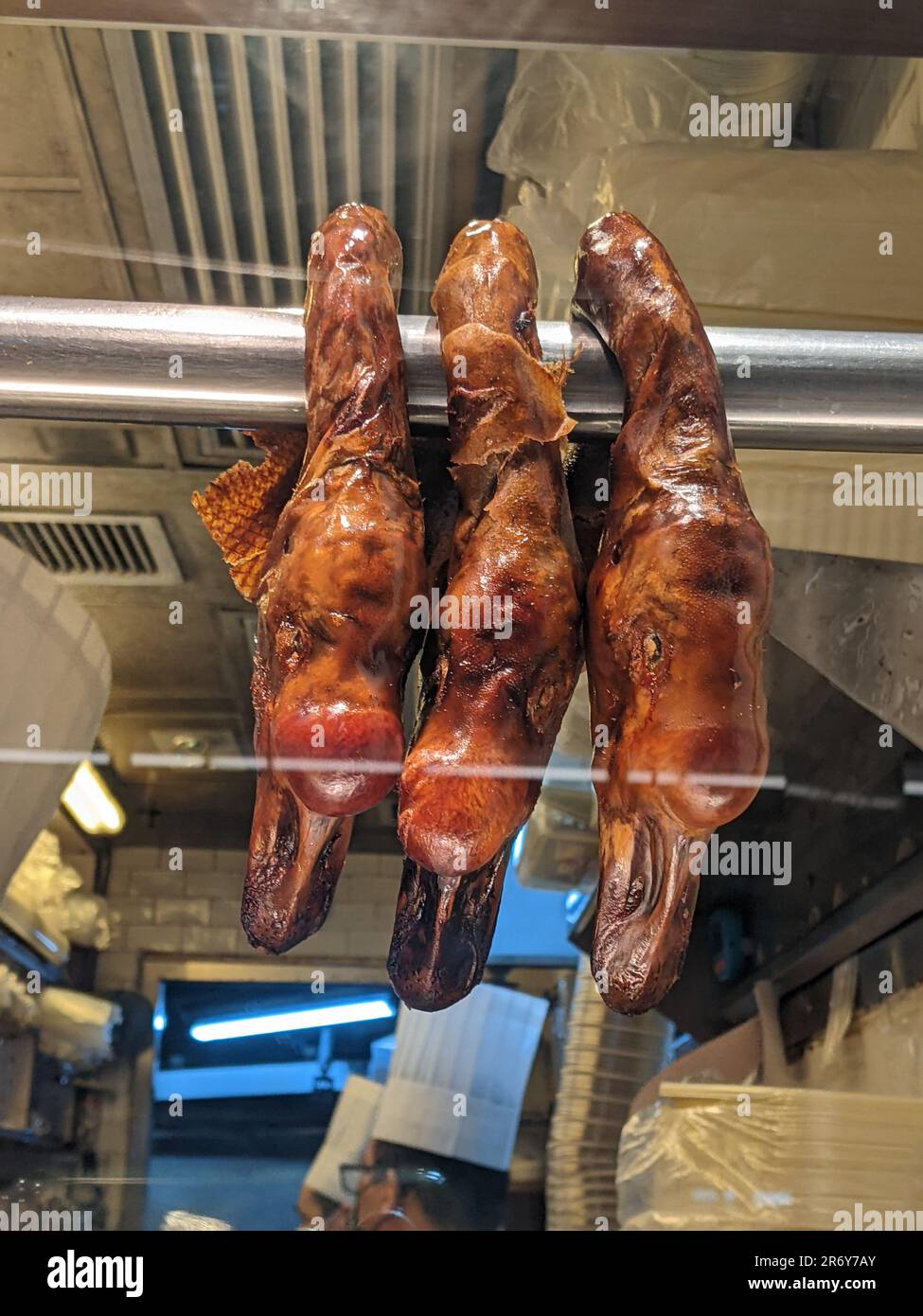 Hong Kong roasted goose head for food, asian delicacy Stock Photo - Alamy